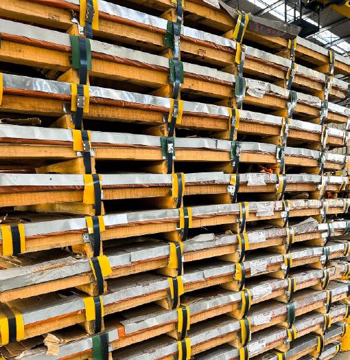 Sourcing Steel Solutions: Introducing Steel & Tube’s Indent Trading Team